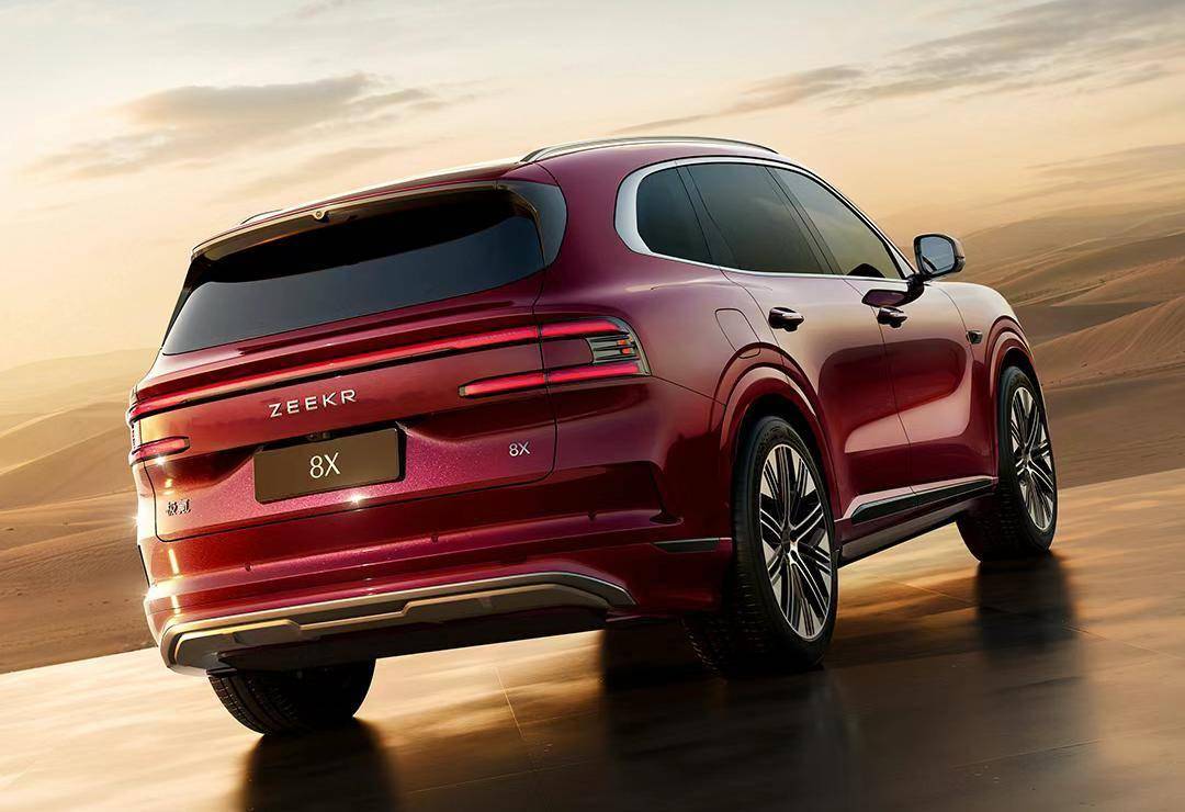 两种容量、最高纯电续航超320公里，极氪8X电池信息揭晓_搜狐汽车_搜狐网